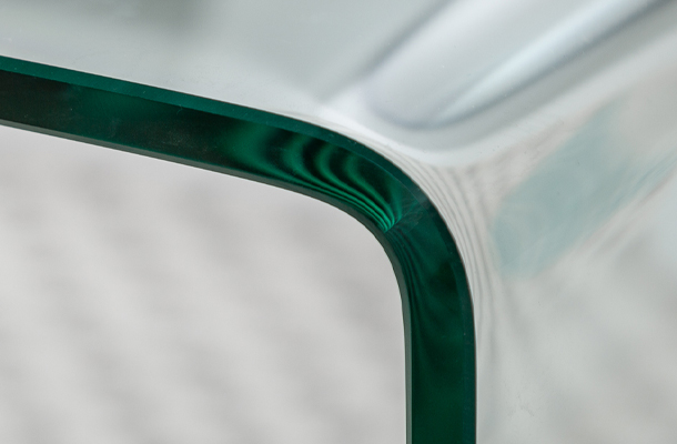 Table de salon plateaux en verre sécurit pivotant et pied en acier