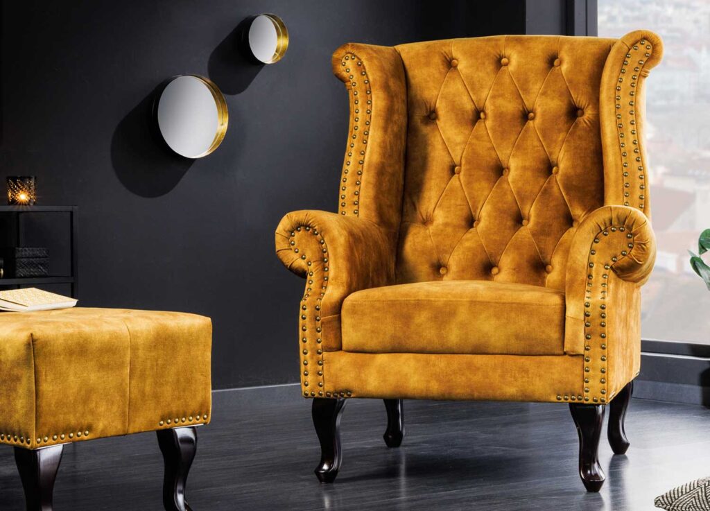 Fauteuil Chesterfield jaune moutarde en velours