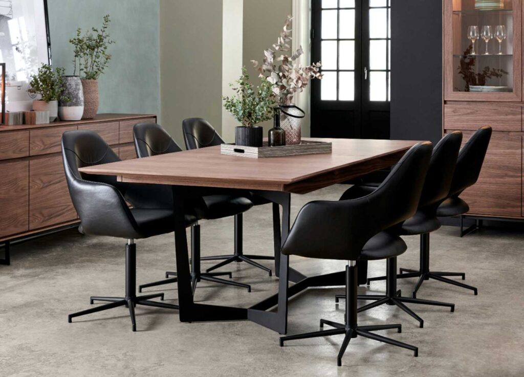 Table de repas extensible jusqu'à 2m50 aspect bois de noyer